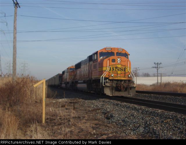 BNSF 8880 + BNSF 8833